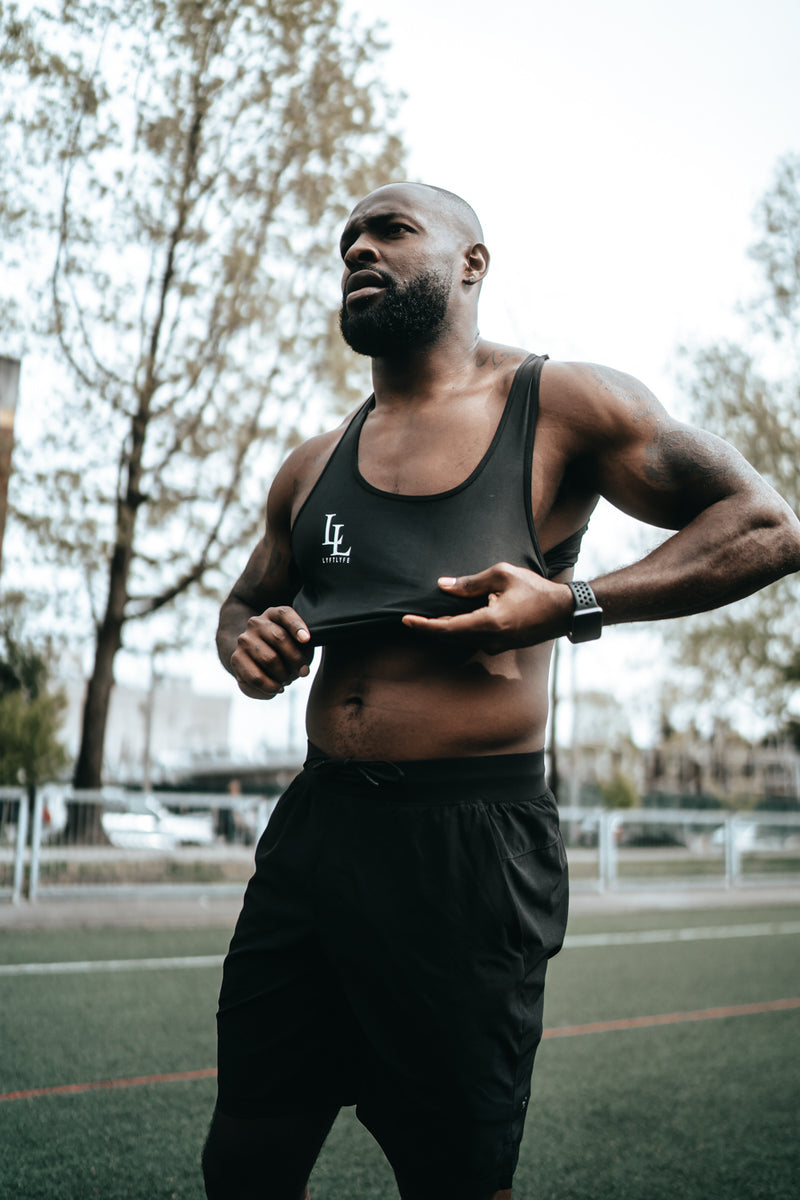 The Benefits of Wearing a Gym Stringer: Practical and Aesthetic Advant ...